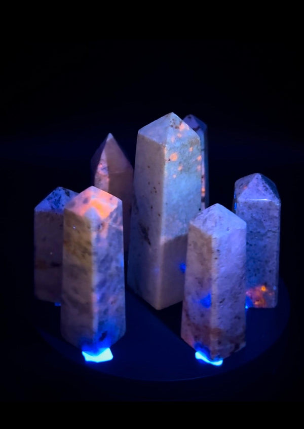 Natural UV Reactive Hackmanite Towers from Afghanistan, Beautiful and ...